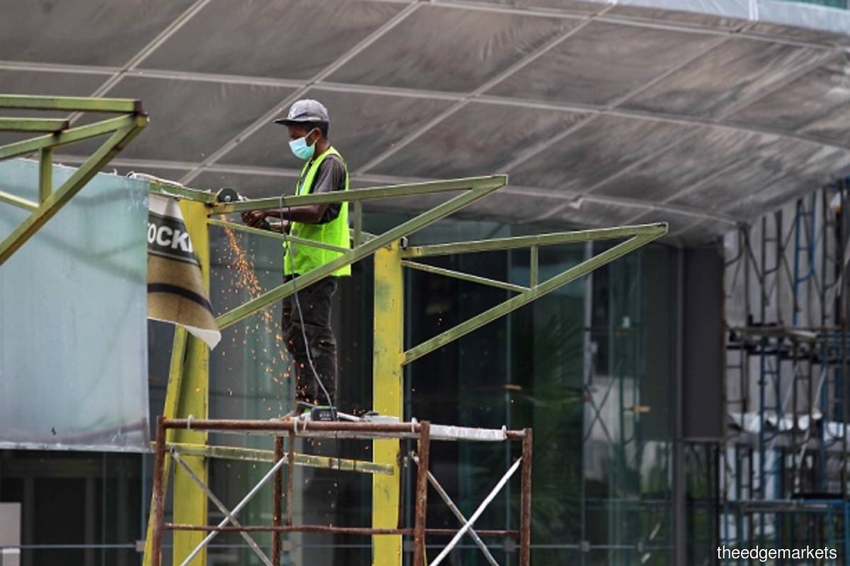 Allowing bigger labour applications through CLAB does not address ...