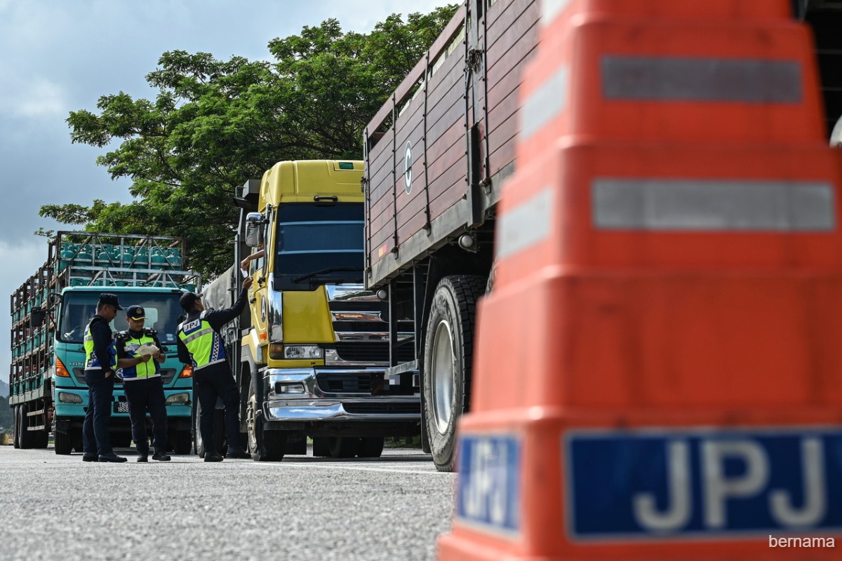 Transport minister says 5.5 million JPJ summonses remain unpaid