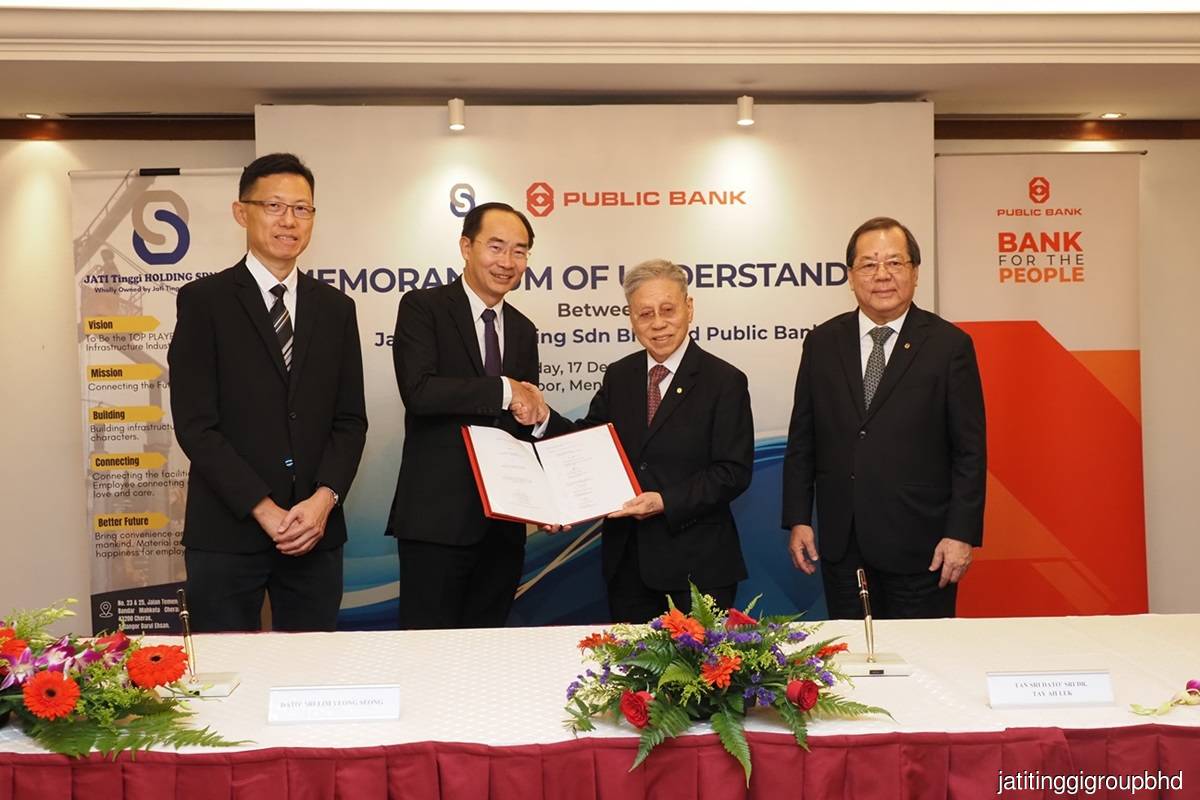 Jati Tinggi to install solar panels at Public Bank's branches