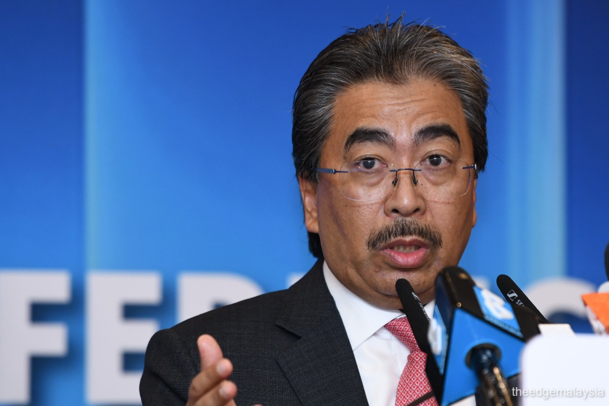 Johari Ghani to assume duties of natural resources minister | KLSE Screener
