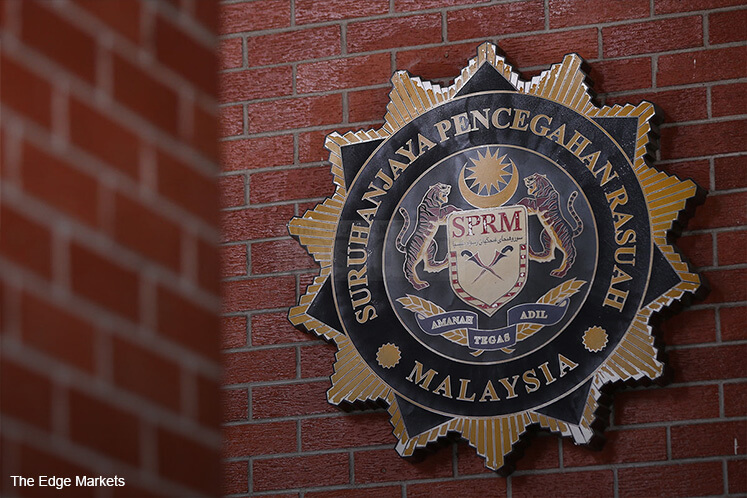 MACC conducts search at Mohd Isa’s SPAD office