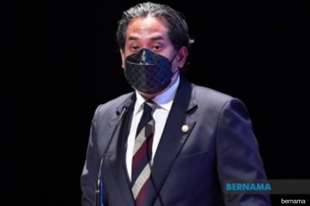 Khairy Jamaluddin to visit Singapore as a Lee Kuan Yew exchange fellow ...