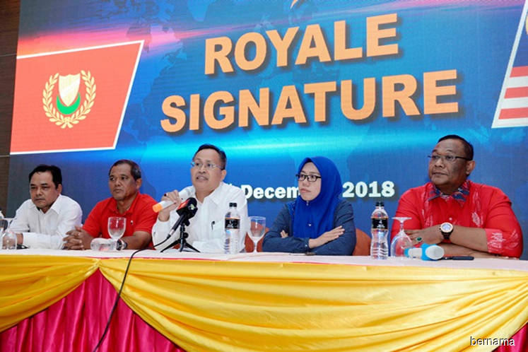 Former Ayer Hangat rep Mohd Rawi quits UMNO