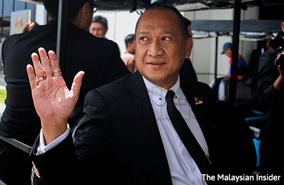 Dr Mahathir the reason for Mukhriz’s ouster, says Nazri