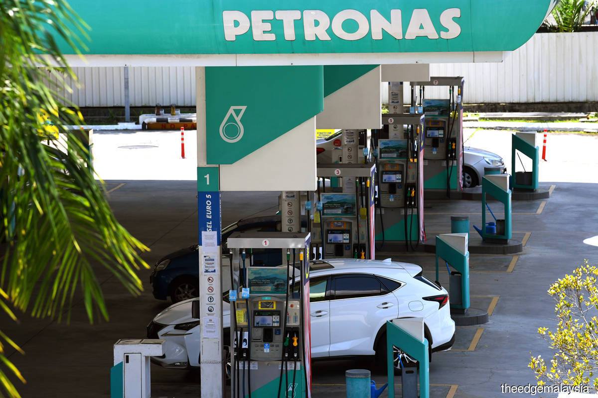 RON95 sales curb could hit Petronas Dagangan’s sales volume, CGS ...