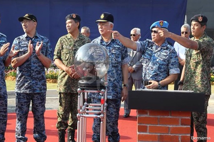 PM Najib opens Sendayan Air Base