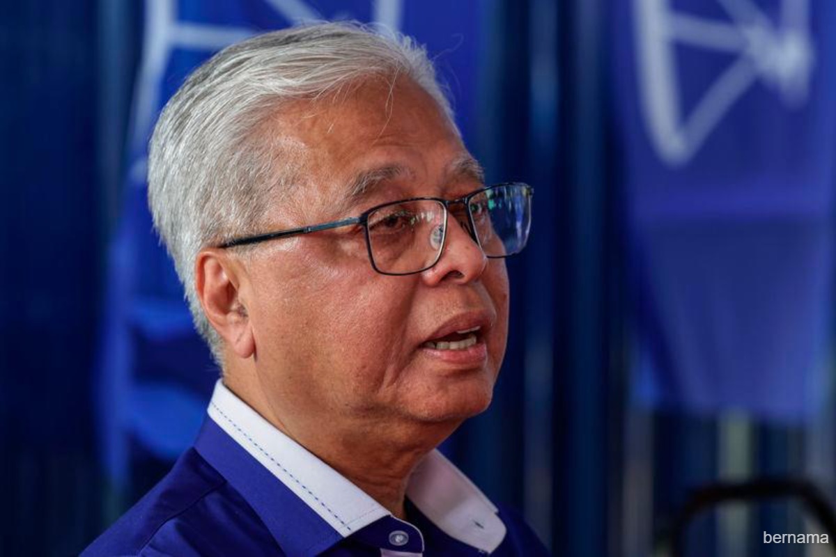 Former PM Ismail Sabri unwell, to be quizzed by MACC on Friday | KLSE ...