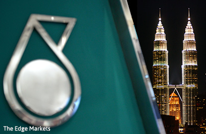 Petronas inks 10-year LNG deal with Japanese power utility firm