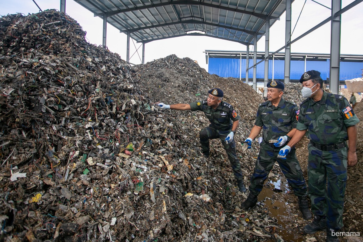 Op Hazard: PGA, police seize e-waste worth RM721 mil | KLSE Screener