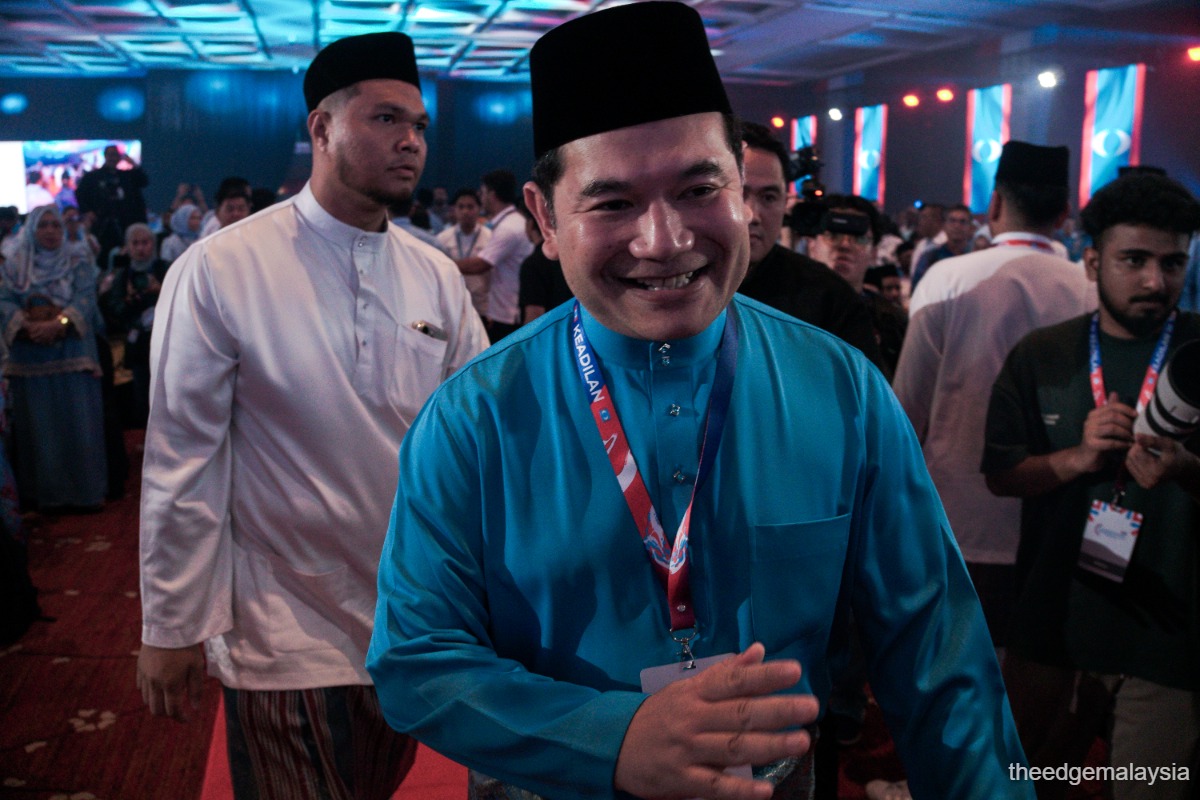 Rafizi ready to 'return to living a private life' after defeat in PKR ...
