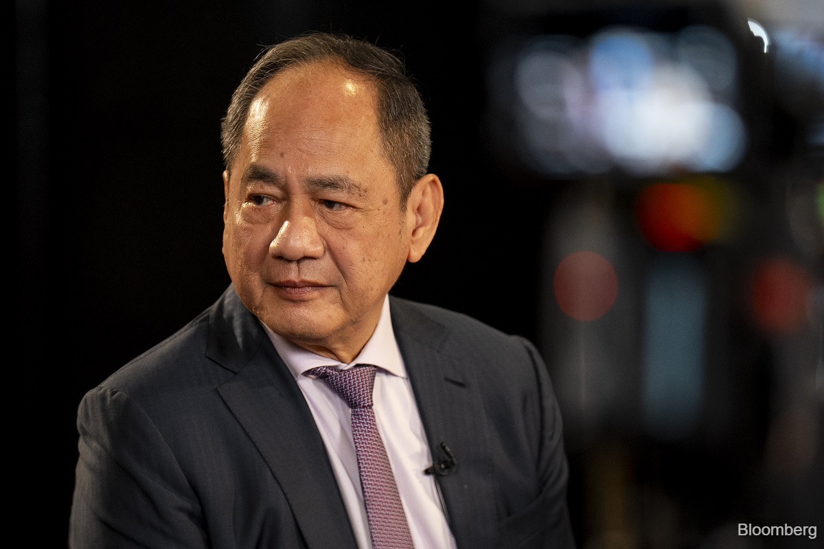 Philippine graft fears may fuel stock rout, says bourse CEO