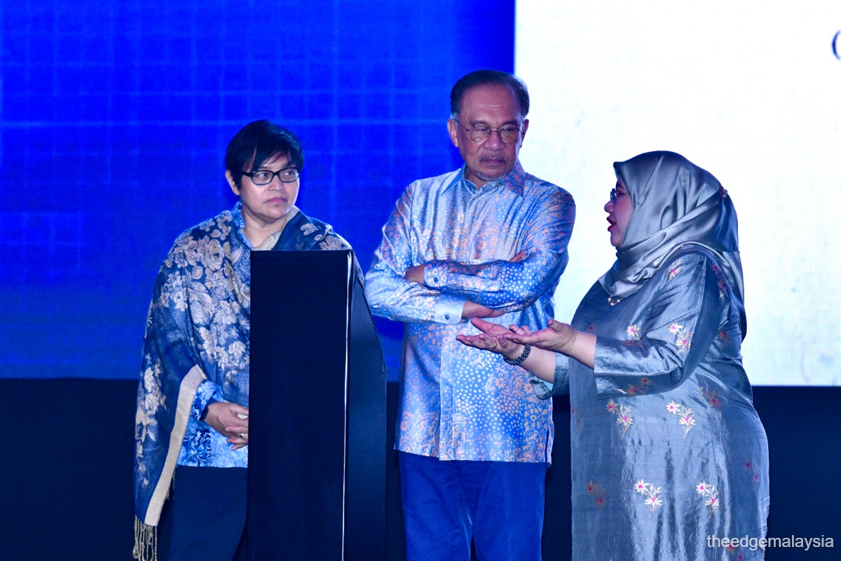 PM launches new auditing guidelines; scope of National Audit Department expanded to cover ...