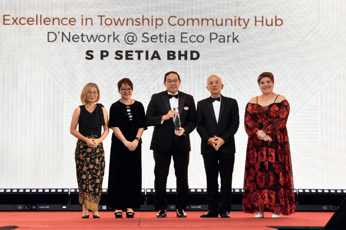 Curated conveniences for the community