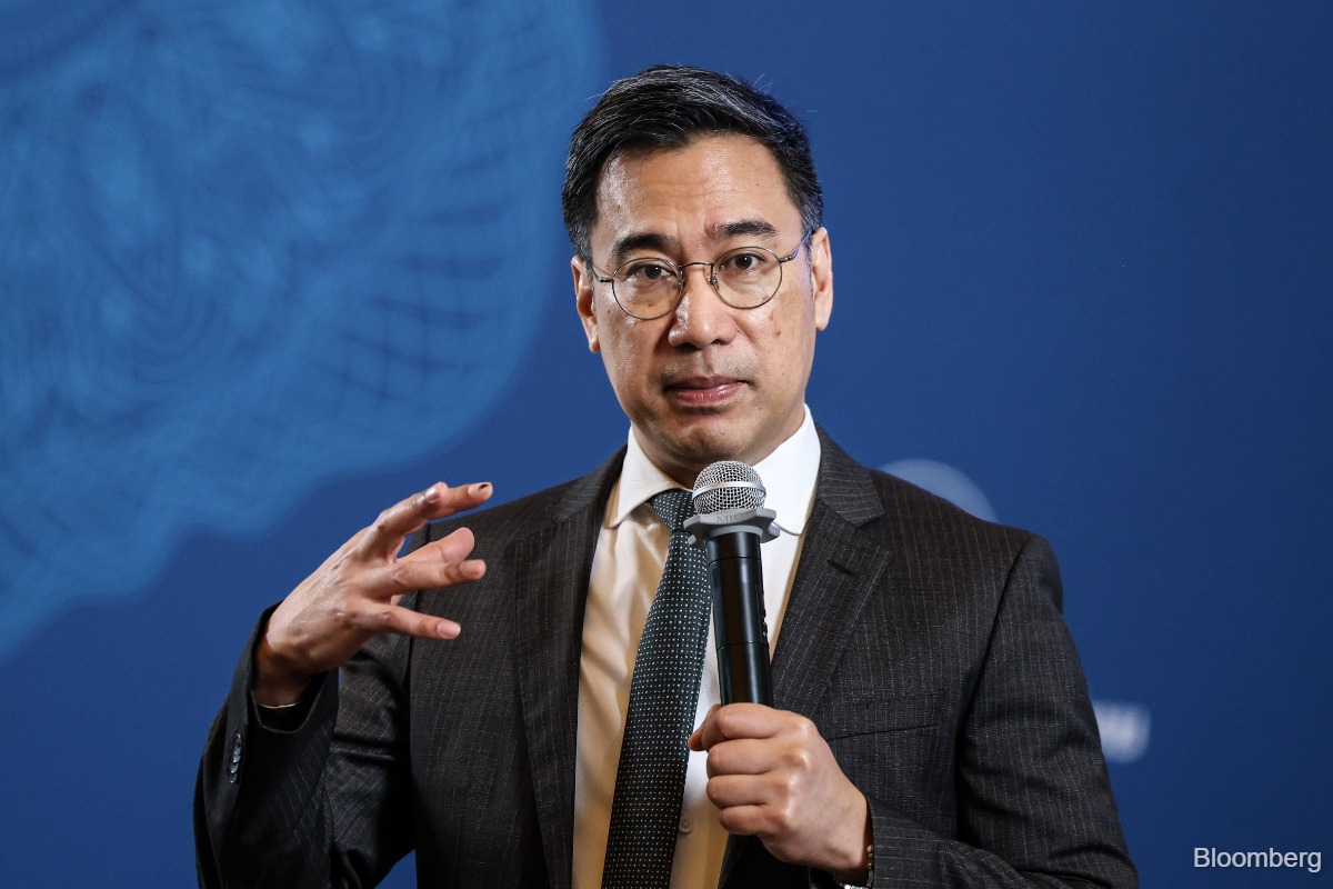 Thai central bank chief urges shift from rigid inflation target