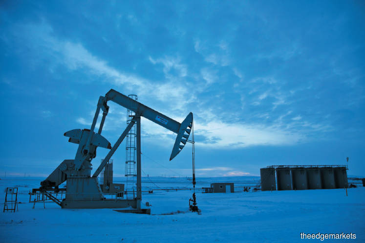 The dramatic rise and fall of shale oil