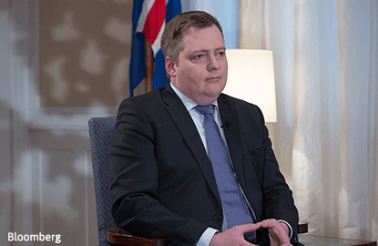 Iceland's leader resigns, first casualty of Panama Papers