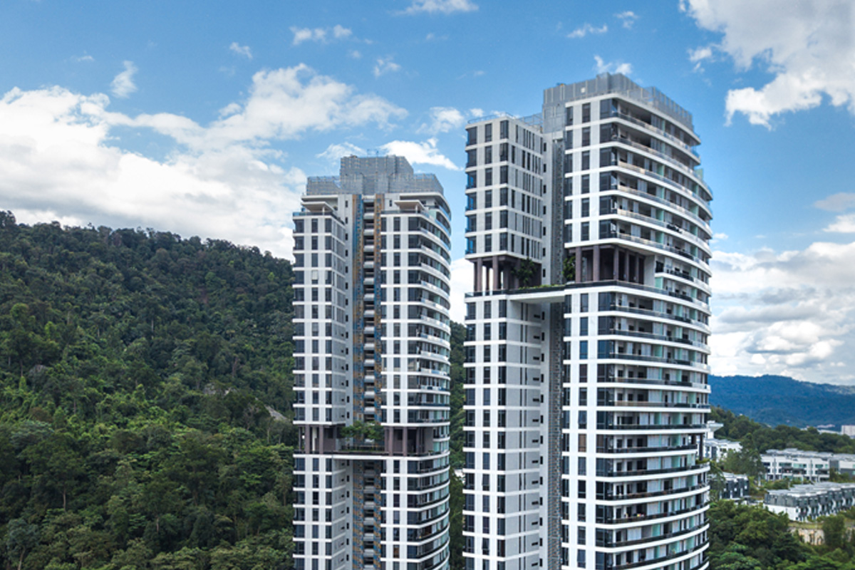 With sprawling views of KLCC and the Klang Gates Quartz Ridge, The Véo ...