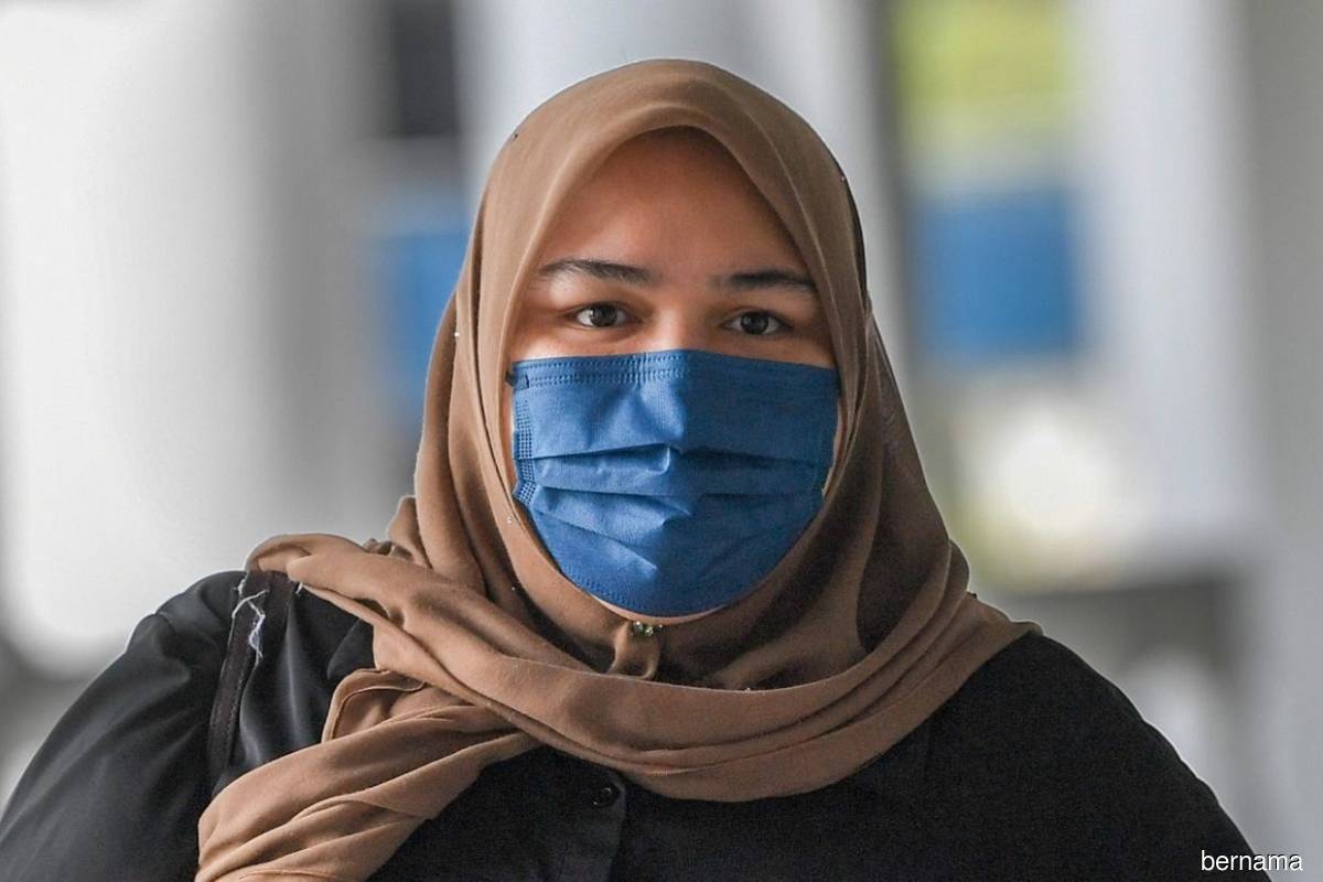 Siti Bainun: I’ve never stepped on or kicked Bella’s stomach | KLSE ...