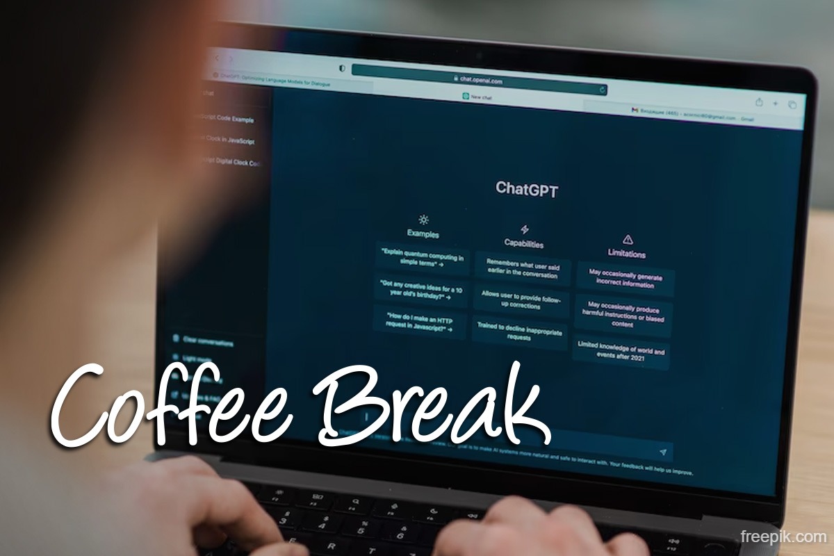 Coffee Break: ChatGPT vs DeepSeek