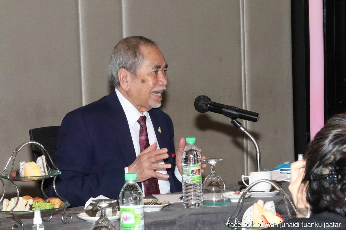 Wan Junaidi: Redelineation exercise for Sabah, Sarawak must follow ...