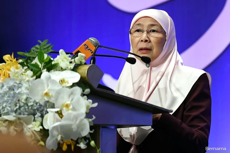 Wan Azizah begins two-day official visit to Brunei Darussalam
