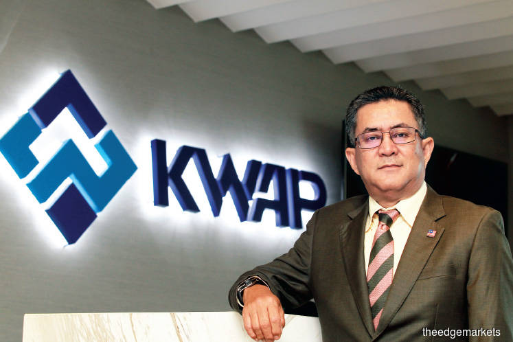 Three foreign insurers looking at options to pare stake