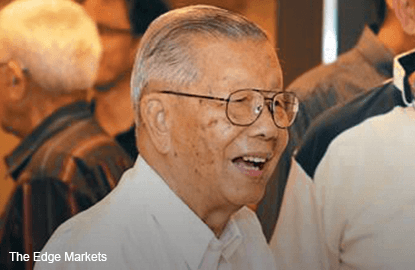 Tribute to a principal who inspired his students