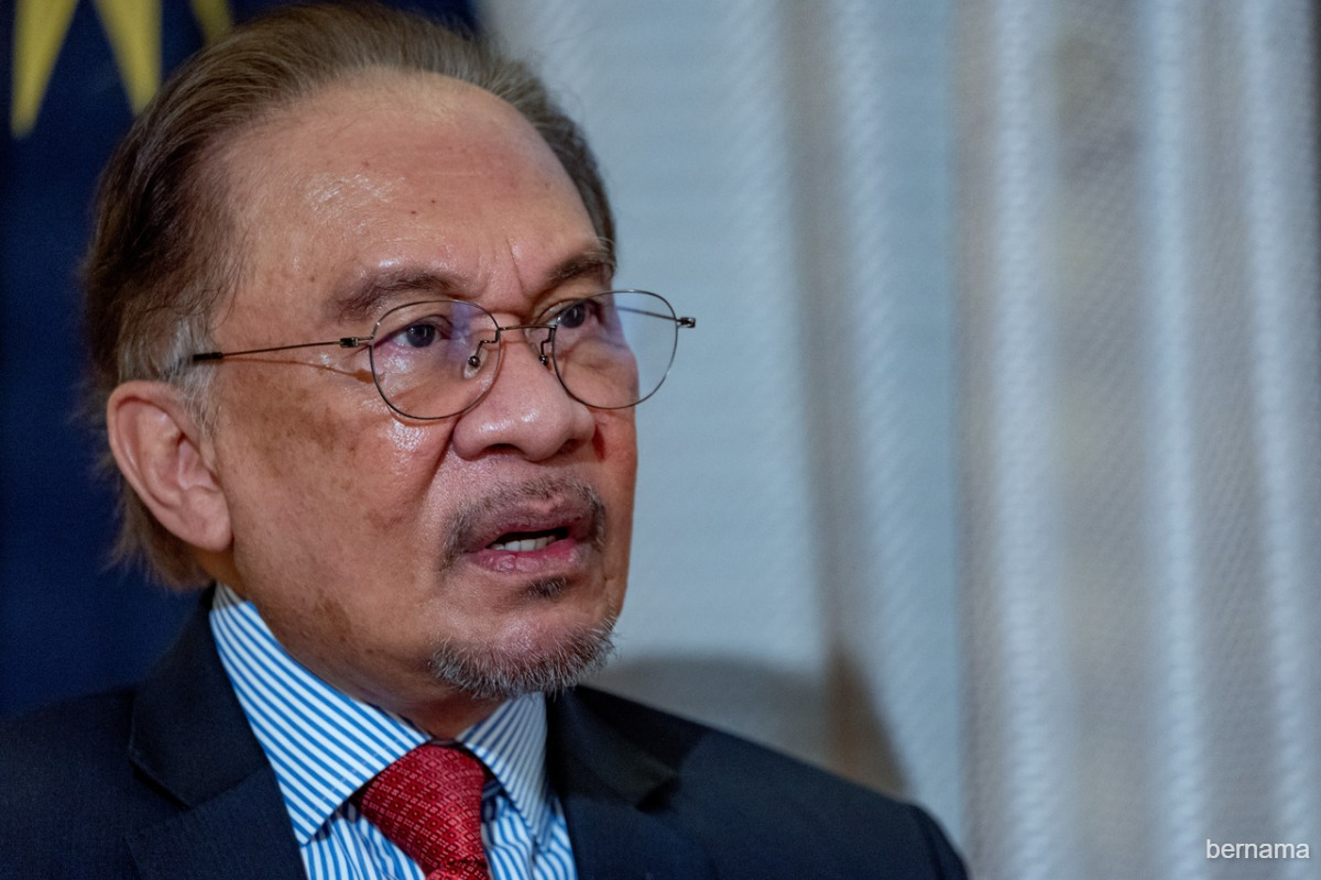 Anwar holds talks with Myanmar leader on earthquake relief efforts ...