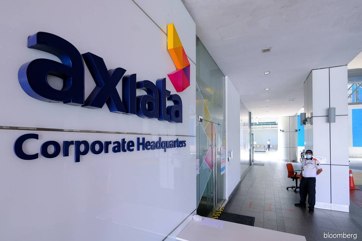 Axiata Weighing Options for Indonesian Units, Sources Say | I3investor