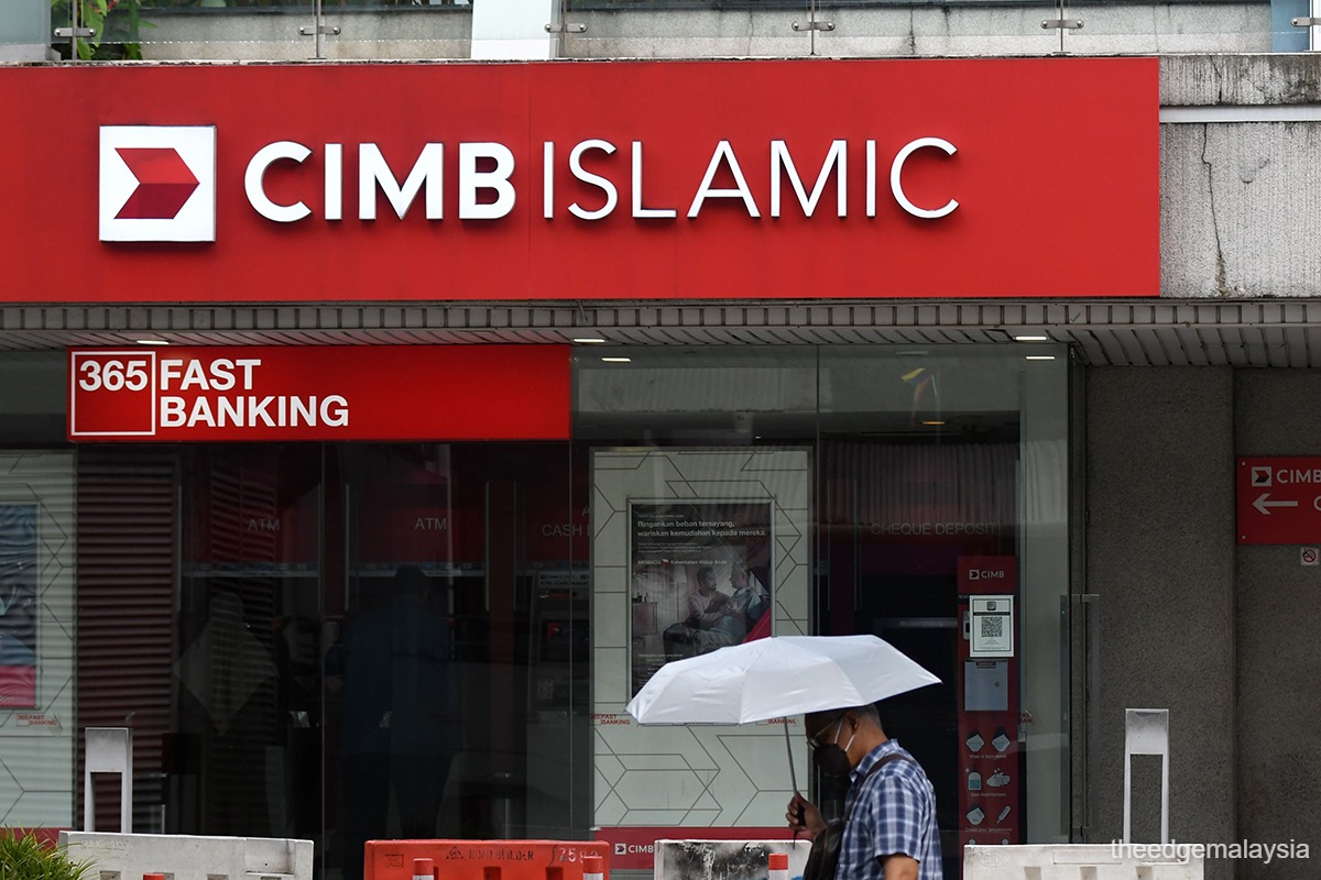 CIMB Bank, CIMB Islamic named Malaysia’s best retail bank for 2025 ...