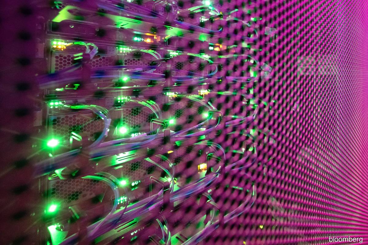 Data centre tender graft: Suspect burned nearly RM1m in panic during ...