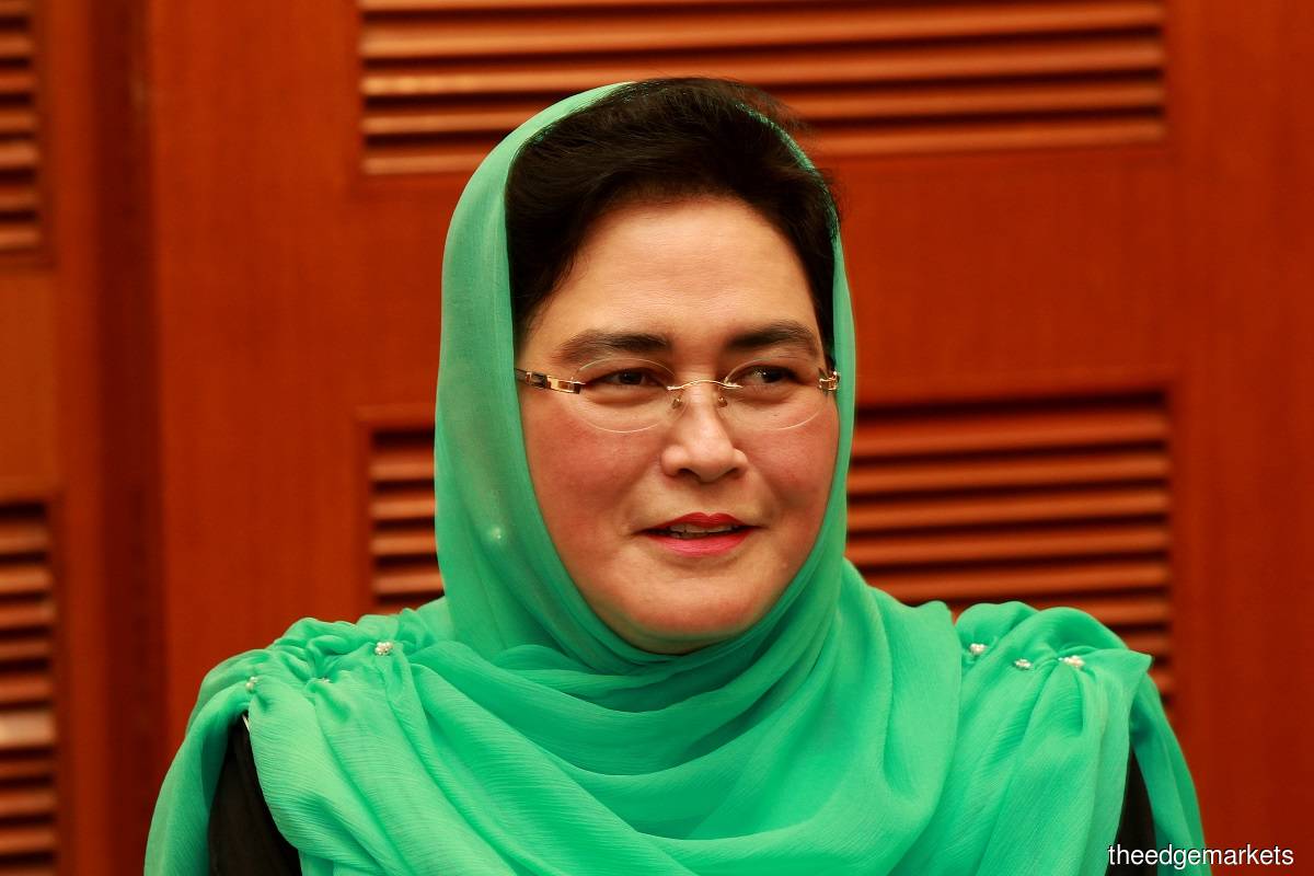 Halimah: Ramadan best platform to strengthen spirit of Keluarga ...