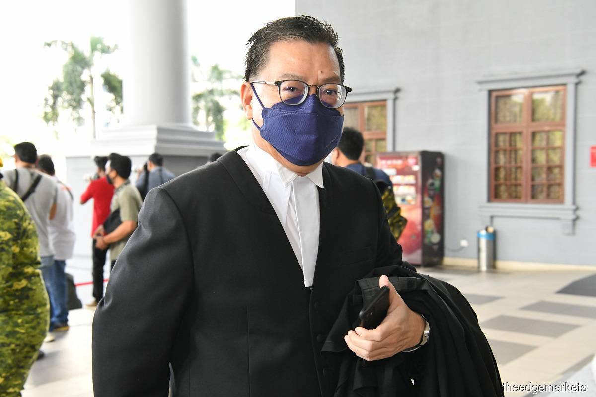 Court rejects application for stay on return of Najib and Rosmah's ...