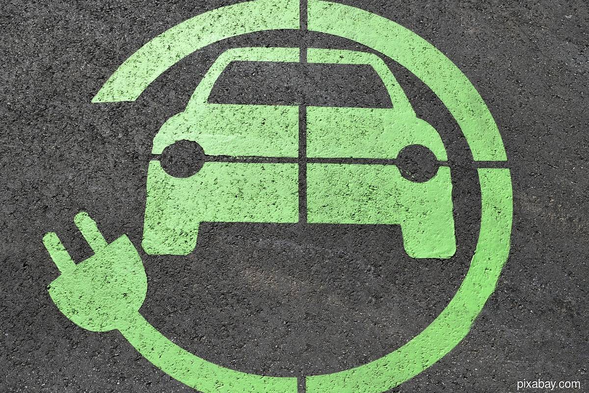 Driving Range Of EVs Has Tripled In Past Decade Report driving-range-of-evs-has-tripled-in-past-decade-report