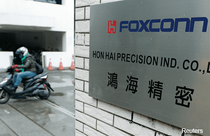 ‘Foxconn offers US$5.3b for Sharp’