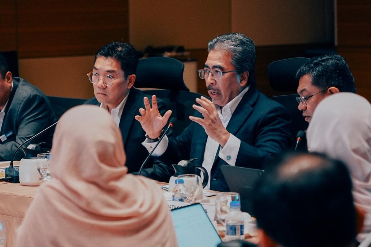 Johari Ghani pushes Mida to prioritise real results over headlines in ...