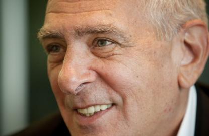 Noble Group’s Elman boosts holding for second day amid rout
