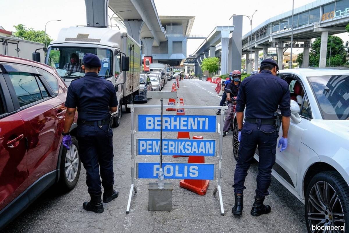 IGP: Only those with approval letters from ministries, agencies allowed ...