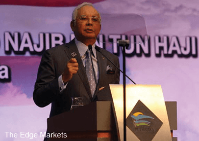 Najib instructs navy to begin search, rescue of boat people