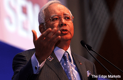 English pre-requisite in today’s world, Najib tells graduates