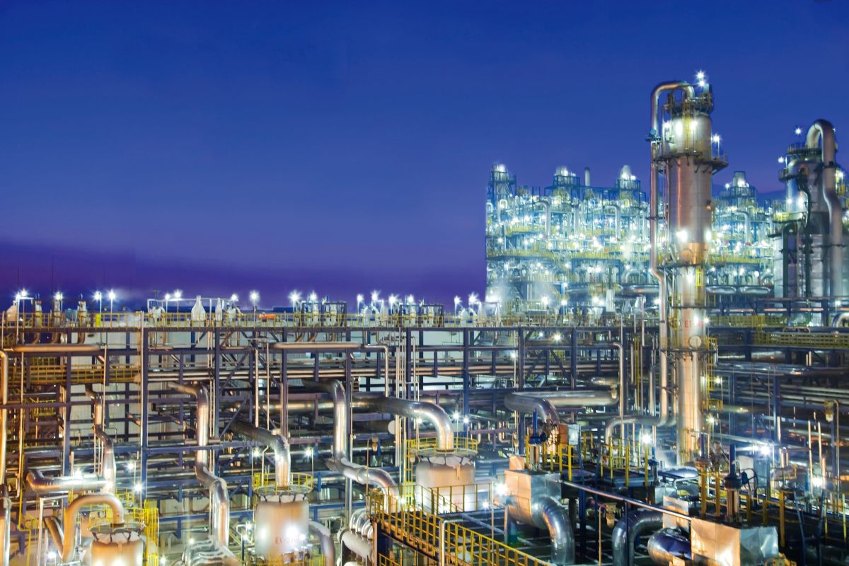 Sellers cancel deals with Chinese oil refiner Yulong after UK sanctions ...