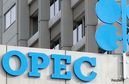 Oil jumps 8% as OPEC agrees first production cut since 2008