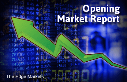 KLCI edges up in early trade as select blue chips lift