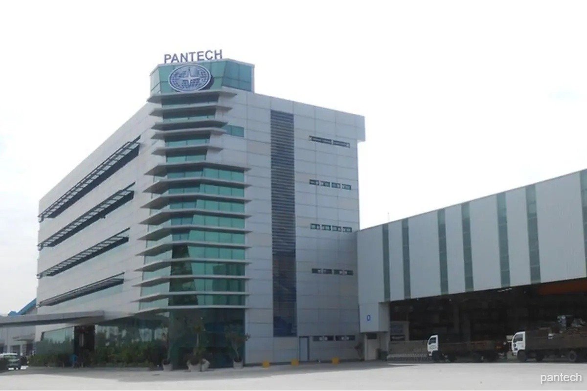 Pantech Group's 4Q profit drops 51%, declares special dividend