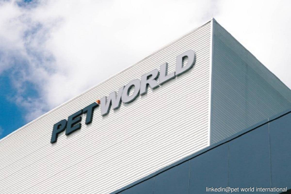Creador buys 40% of Pet World International