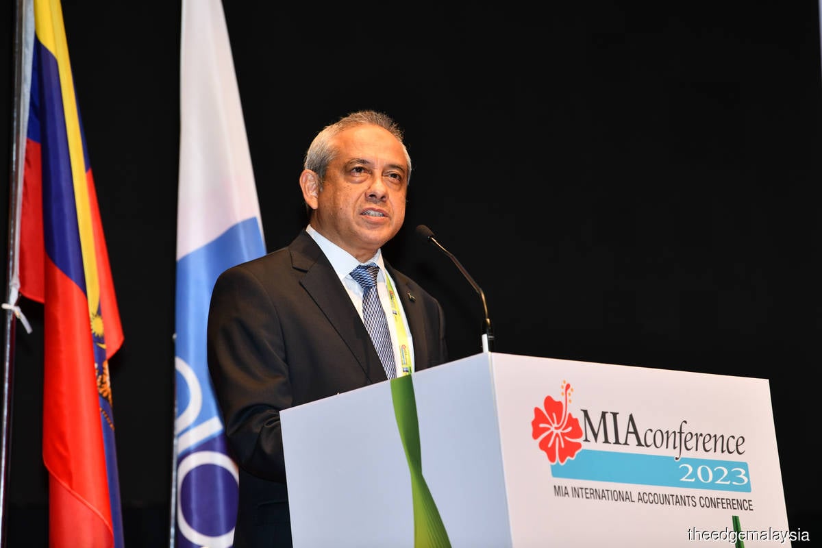 Govt seeks to amend Accountants Act 1967 next year