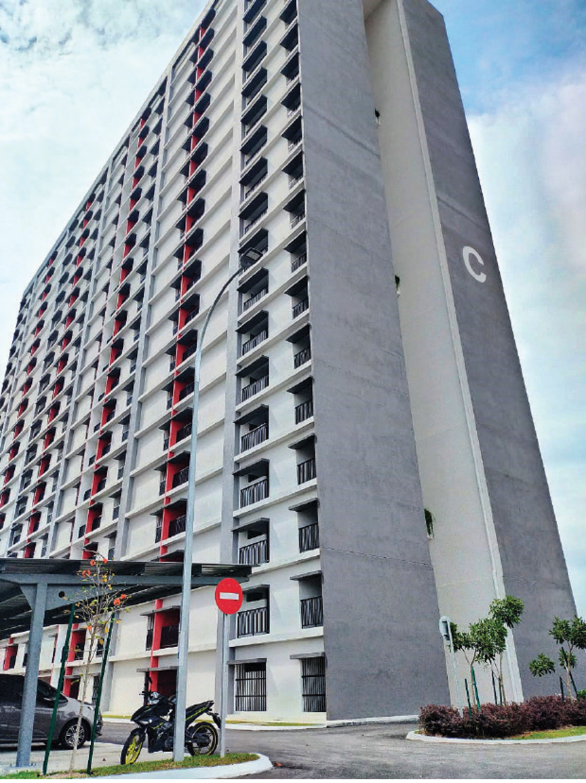 Exploring sustainable construction methods with Rehda Youth