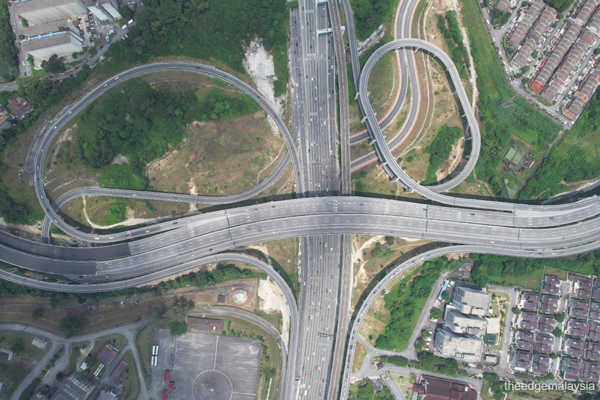 SUKE subcontractors file RM500 mil lawsuit against Prolintas subsidiary ...