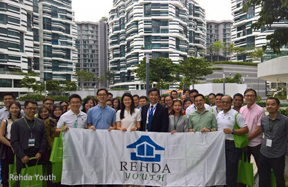 Rehda Youth tours healthcare-themed projects