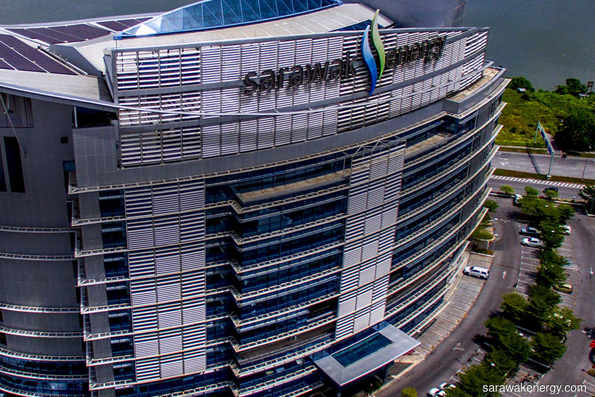 SFC and Sarawak Energy sign MoU for tree planting, biodiversity ...